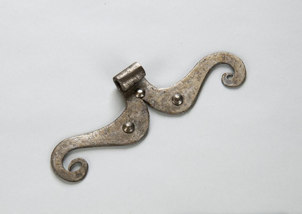 Barnes Collection Online — French: Hinge