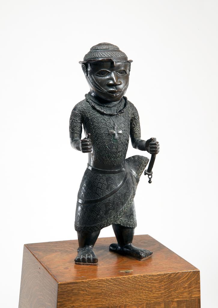 Barnes Collection Online — Benin Kingdom, Edo: Standing Male Figure